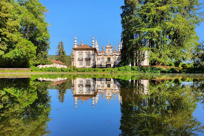 THE 10 MOST BEAUTIFUL PALACES IN PORTUGAL